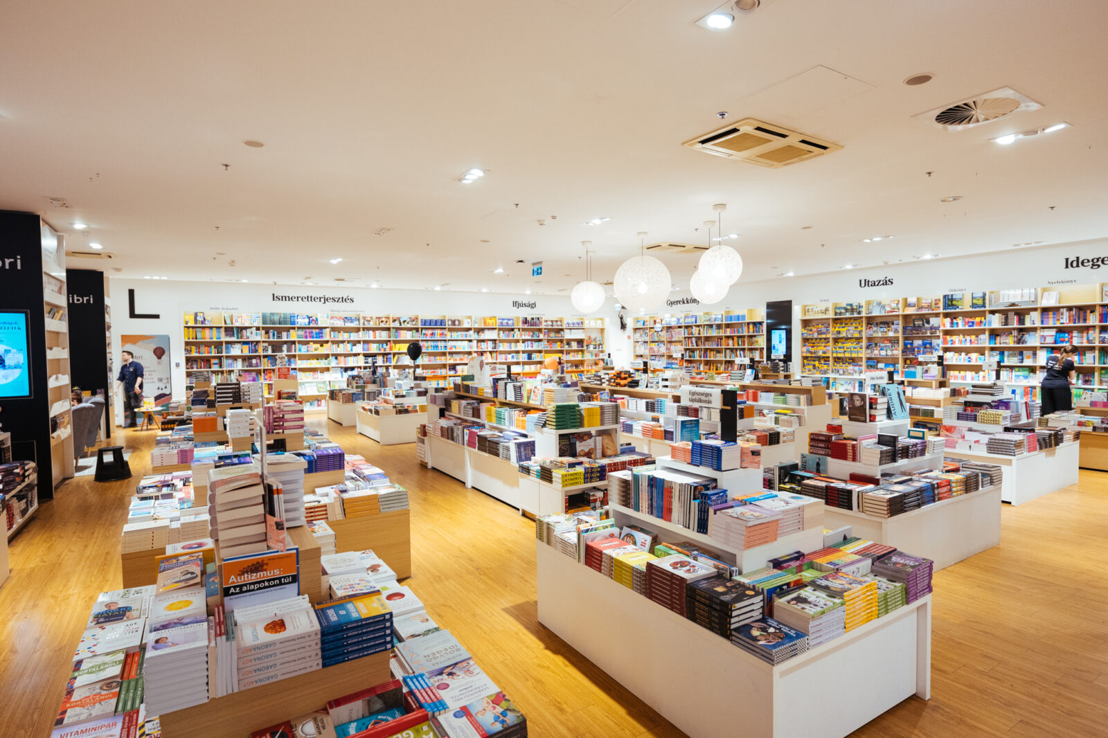 main - Libri Bookline Zrt.